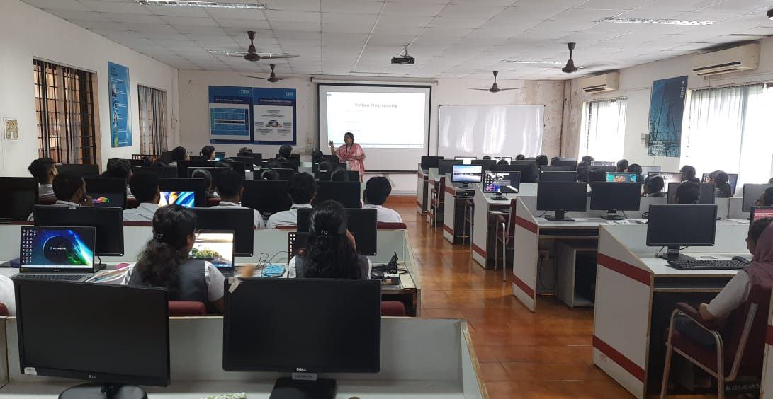 Vidya Training & Development Center : Thrissur